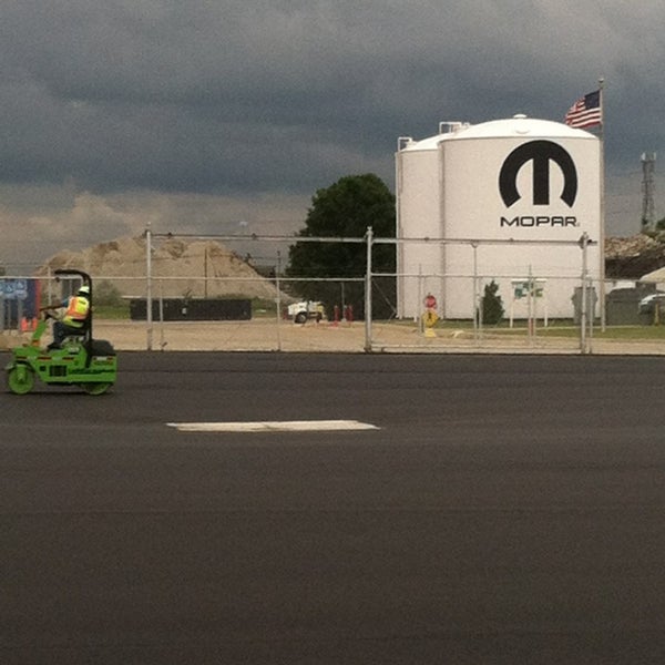 Mopar CENTER LINE PARTS DEPOT - 2 tips