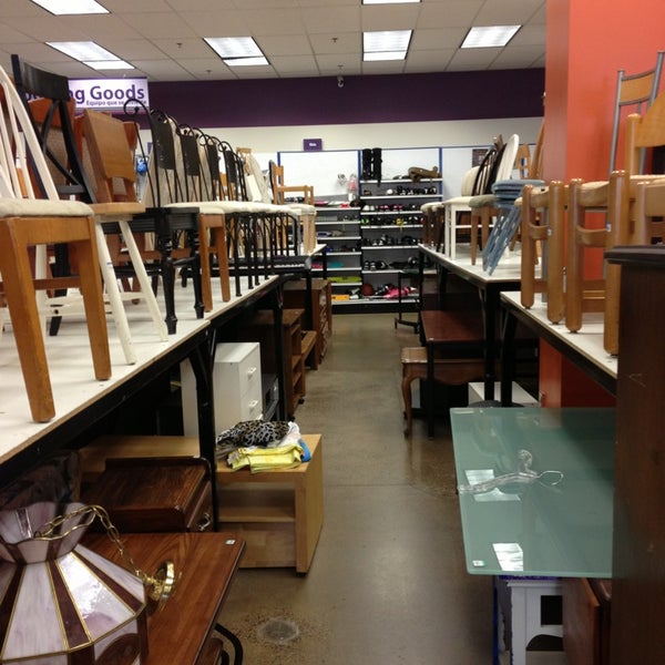 Goodwill Ballard - Thrift / Vintage Store in Ballard