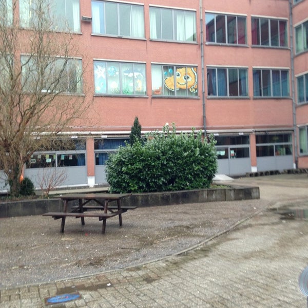 KA2 Ring - High School in Leuven