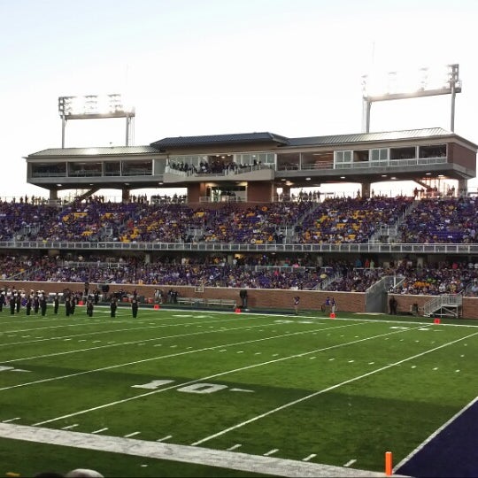 Crusader Stadium - 4 tips from 150 visitors