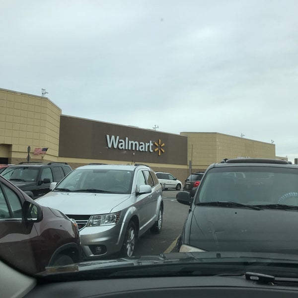 Photos at Walmart Supercenter - Big Box Store in Farmington