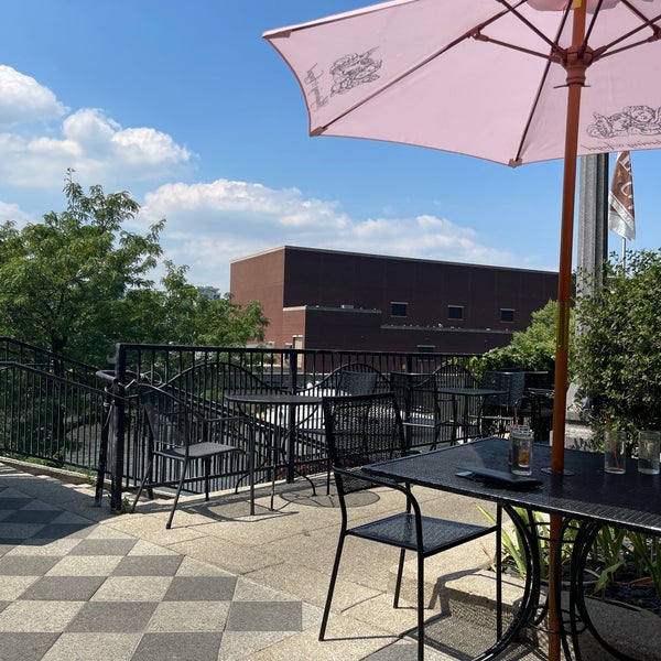 Erie Cafe - River North - 40 tips from 1613 visitors