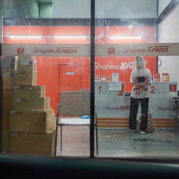 Shopee Express สาขาบางปลา - Shipping, Freight, and Material ...