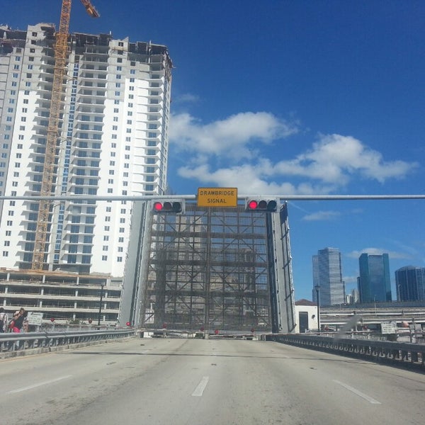 Miami Riverside Center - Miami Central Business District - 2 tips