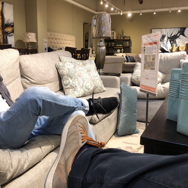 Al Rugaib Furniture - Furniture and Home Store