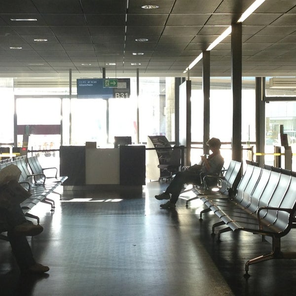 Gate B31 - Terminal 1
