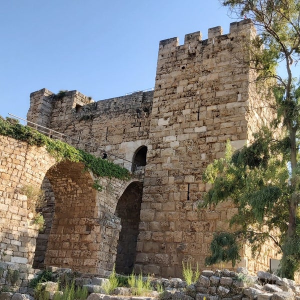 The Crusader Castle - 4 tips from 218 visitors