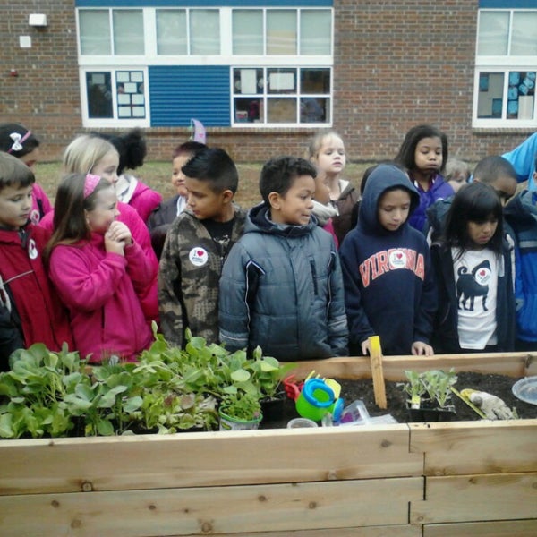 Smith Magnet Elementary School - 3 tips