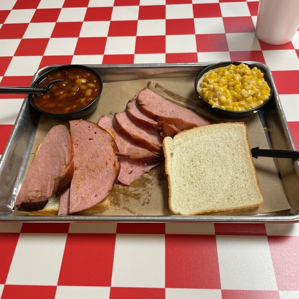 When Pigs Fly BBQ - Wichita, KS