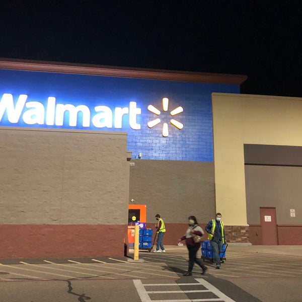 Walmart Supercenter - 8 tips from 954 visitors