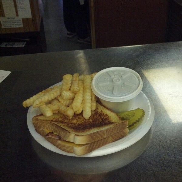 Photos at Pepper Pod Restaurant - American Restaurant