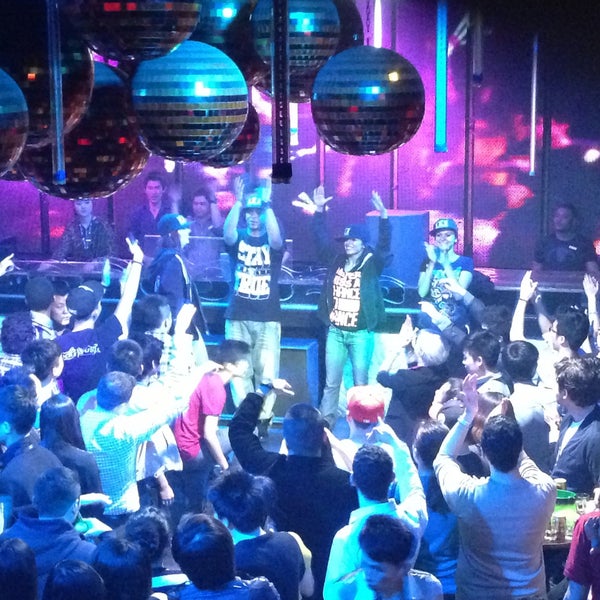 VICS 威克斯 - Night Club in Dōng sì shítiáo