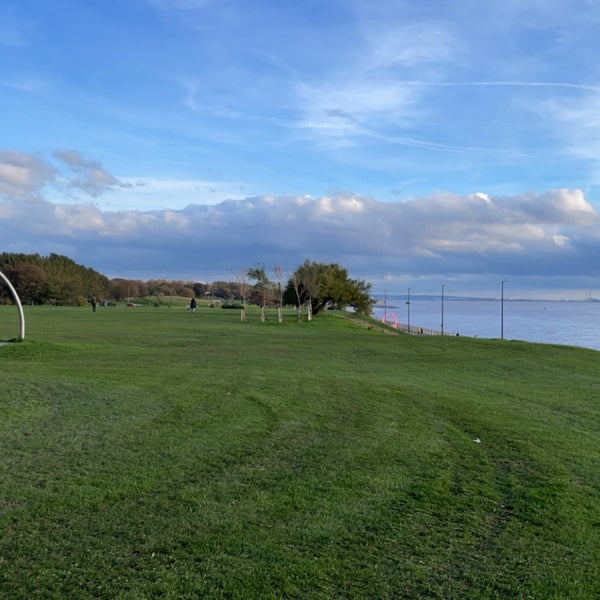 Otterspool Promenade - Waterfront in Aigburth