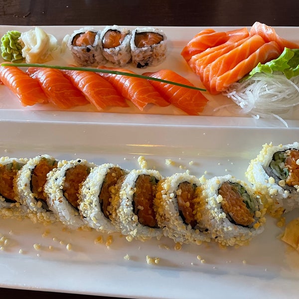 Momiji Sushi Bar & Grill - Sushi Restaurant in Etobicoke