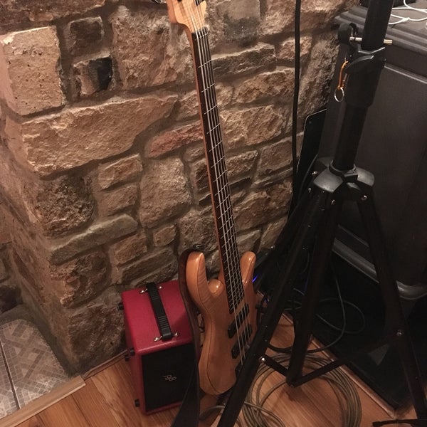 The Slaney Inn Bar And Restaurant - Irish Pub in Oilgate