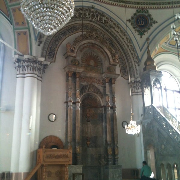 Aziziye Camii - Mosque
