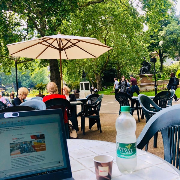 Embankment Cafe - Charing Cross - 9 tips