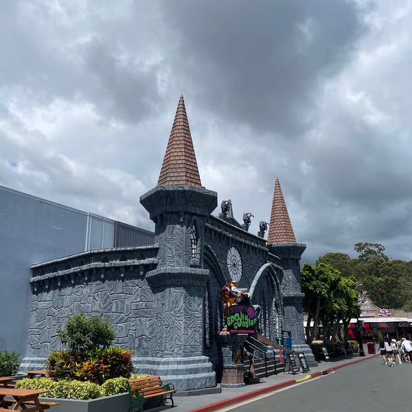 Scooby-Doo Spooky Coaster - Warner Bros. Movie World
