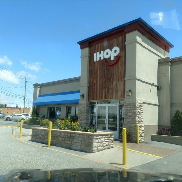 IHOP - Breakfast Spot