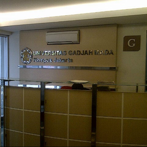 Kampus MM UGM Jakarta - Kramat Jati - 0 tips