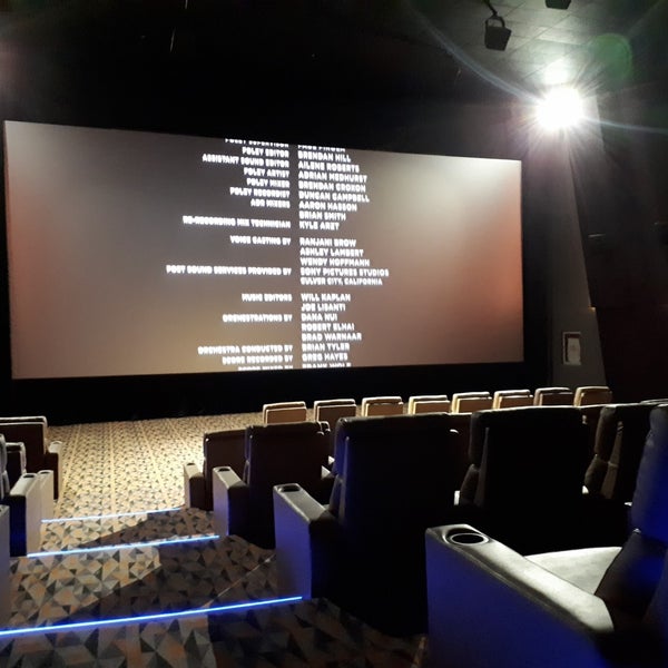 Robinsons Movieworld - Quezon City District 4 - 59 tips