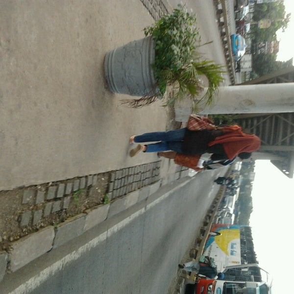 Halte TransJakarta Rawa Buaya - Bus Line in Cengkareng