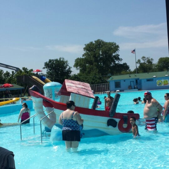Summer Fun USA Water Park - Swimming Pool in Belton