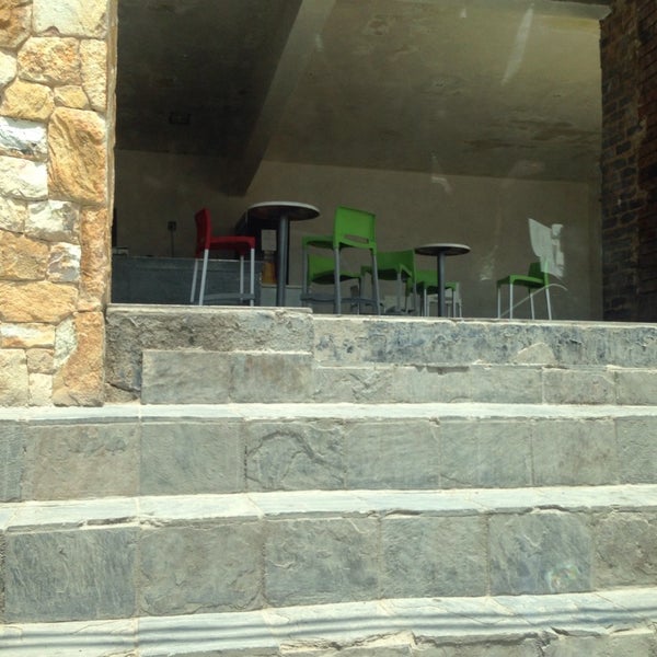 Stoep 15 - 123 15th Ave. Alexandra