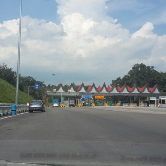 Photos at TOL Melaka - Kuala Lumpur - Road in Malaysia