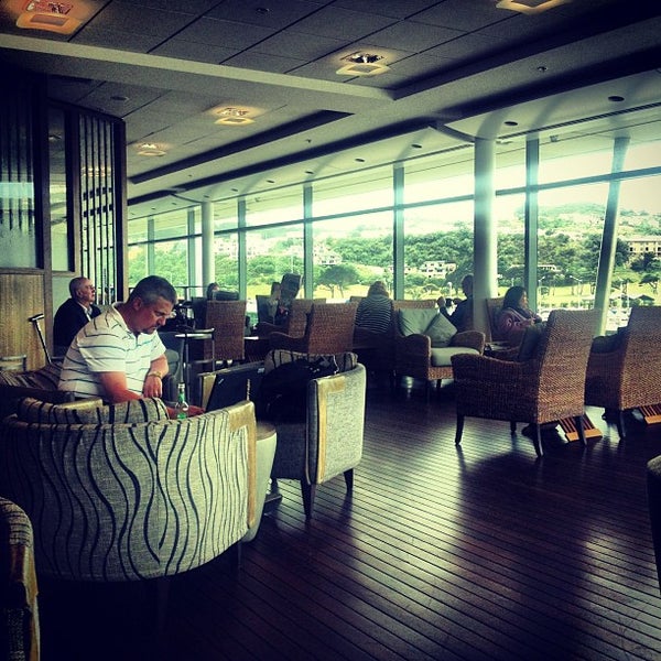 Air New Zealand Koru Lounge (Domestic) - Airport Lounge in Rongotai