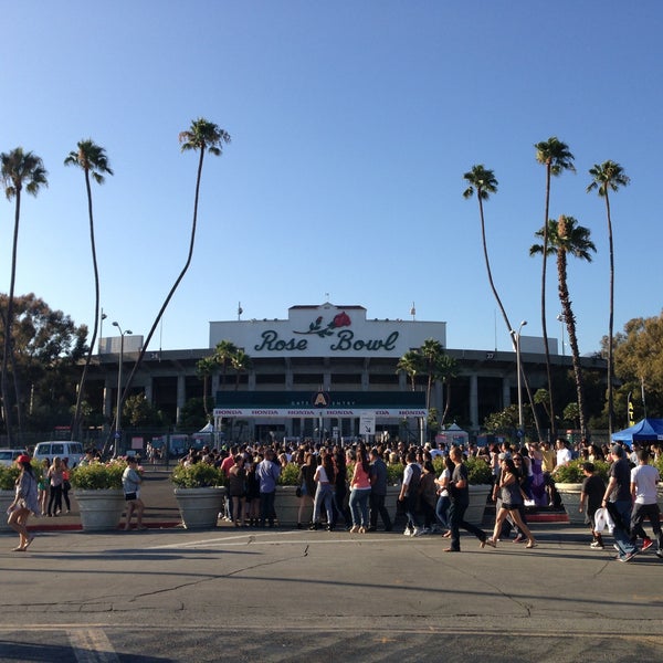 Photos at Rose Bowl Stadium - Brookside Park - 163 tips