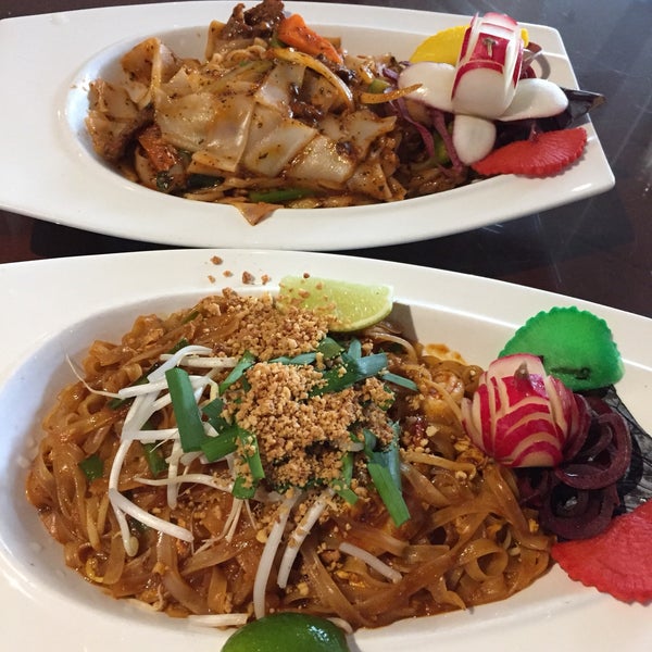 N Thai Palace - Thai Restaurant in East Brunswick