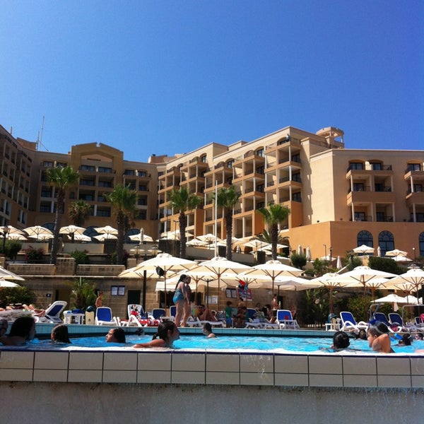 Marina Hotel Corinthia Beach Resort - 7 tips from 755 visitors