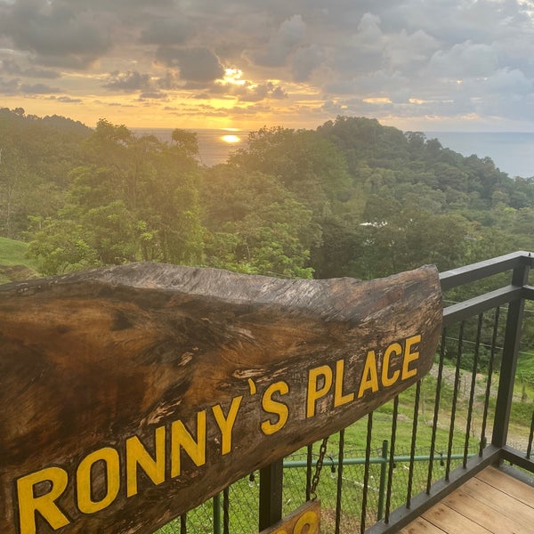 Ronny's Place - Manuel Antonio, Puntarenas