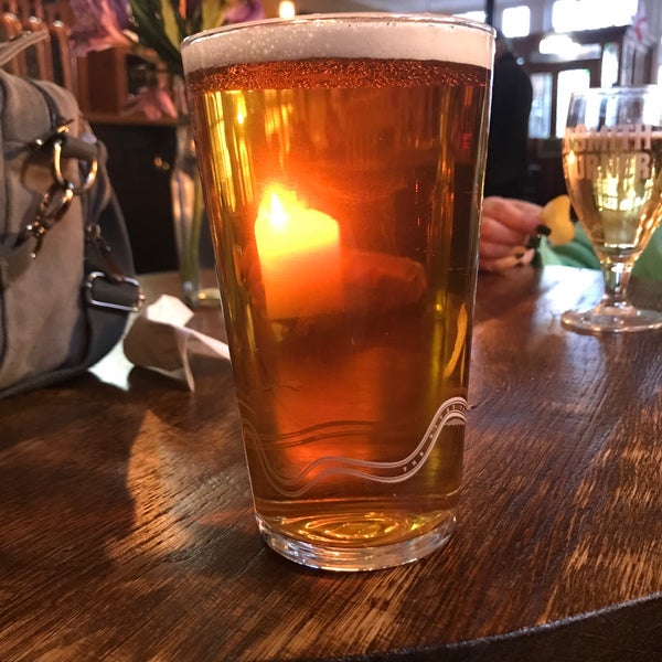 The Castle Inn - Pub in Ealing