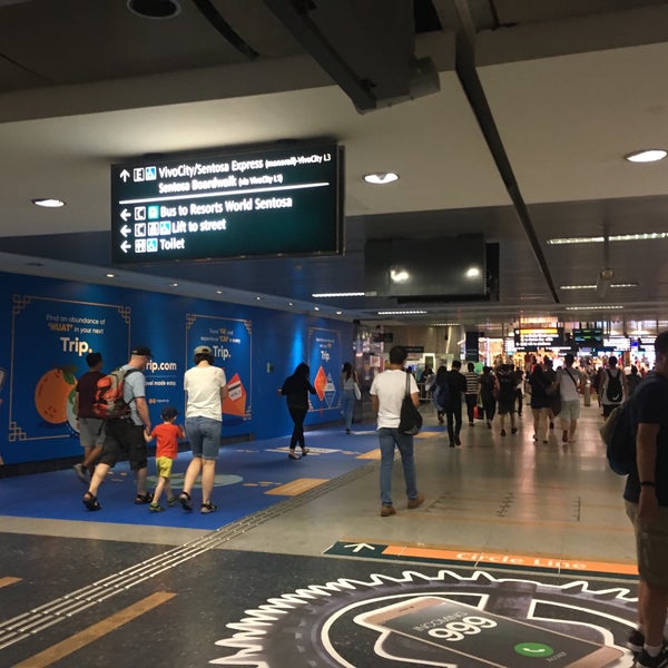 Photos at HarbourFront MRT Interchange (NE1/CC29) - Metro Station in ...