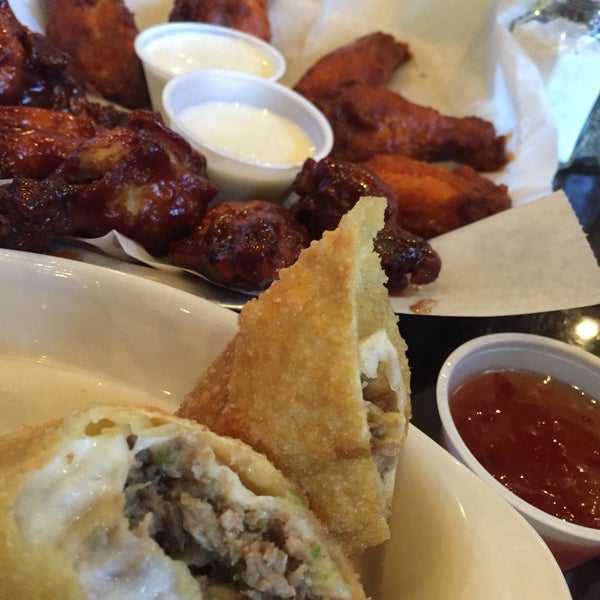 Tucker's Shuckers - Seafood Restaurant