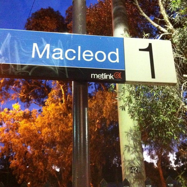 Macleod Station - McNamara St