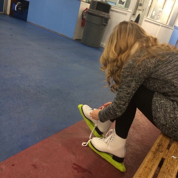 Photos at Newbridge Ice Rink - Skating Rink in Bellmore