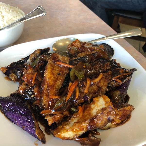 Lotus Pond - Vegan and Vegetarian Restaurant in Downtown Victoria