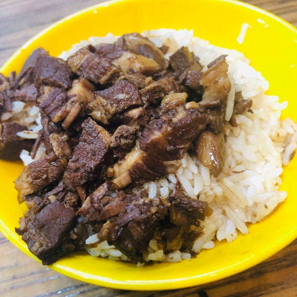 Photos at 正正文記豬雜湯 Authentic Mun Chee Kee KING of Pig's Organ Soup