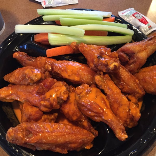 Photos at Epic Wings - Eastlake - 10 tips