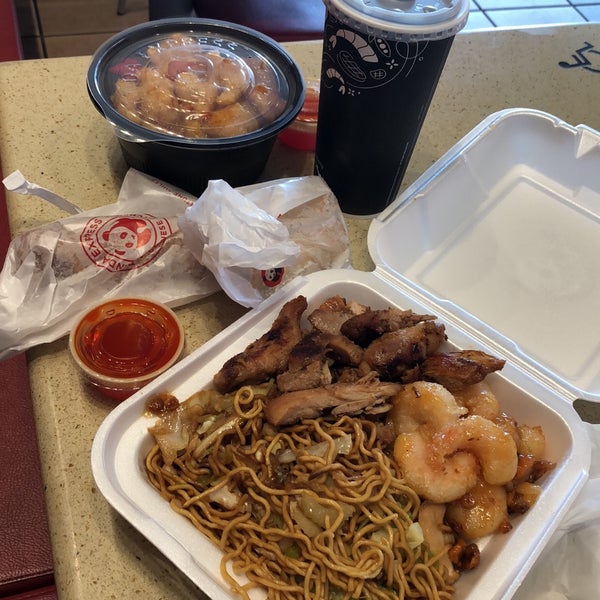 Panda Express - Chinese Restaurant in Tracy