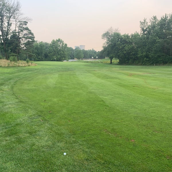 Photos at Sunset Golf Course - 2 tips