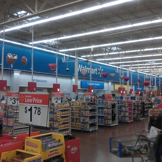 Walmart Supercenter - 2101 Gateway Center Dr
