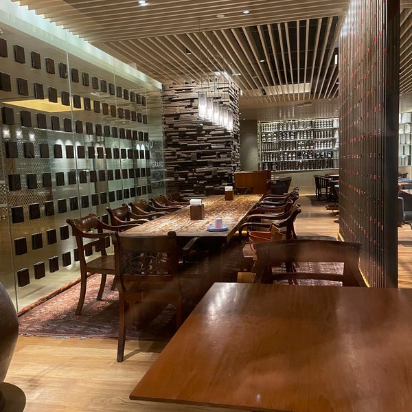 Straits Kitchen - Asian Restaurant in Singapore