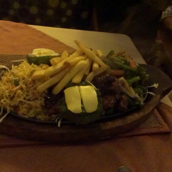 Moni's Restaurant - Indian Restaurant