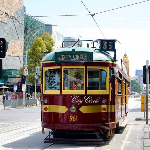 Federation Square Book Market - 3 tips from 131 visitors
