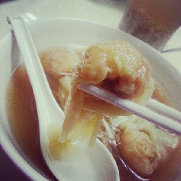 Sum Kee Noodles 琛記粉麵 - Noodle Restaurant