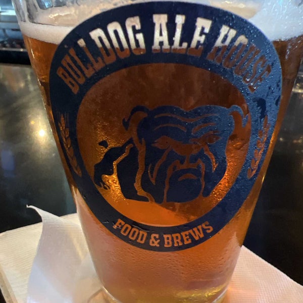 Bulldog Ale House - 1480 Golf Rd